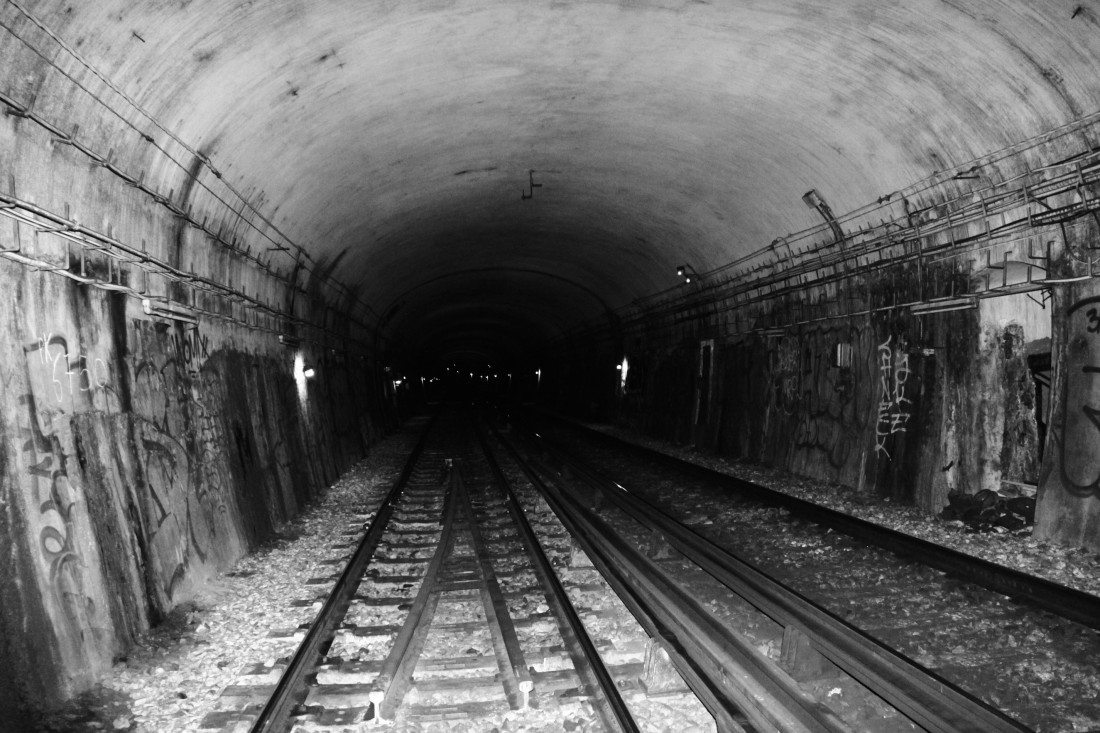 Expédition à Croix Rouge, la station de métro oubliée de l’Ecole Libre ...